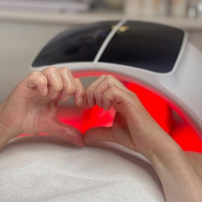 Benefits of LED Light Therapy at Sparx Beauty Salon in Winchester